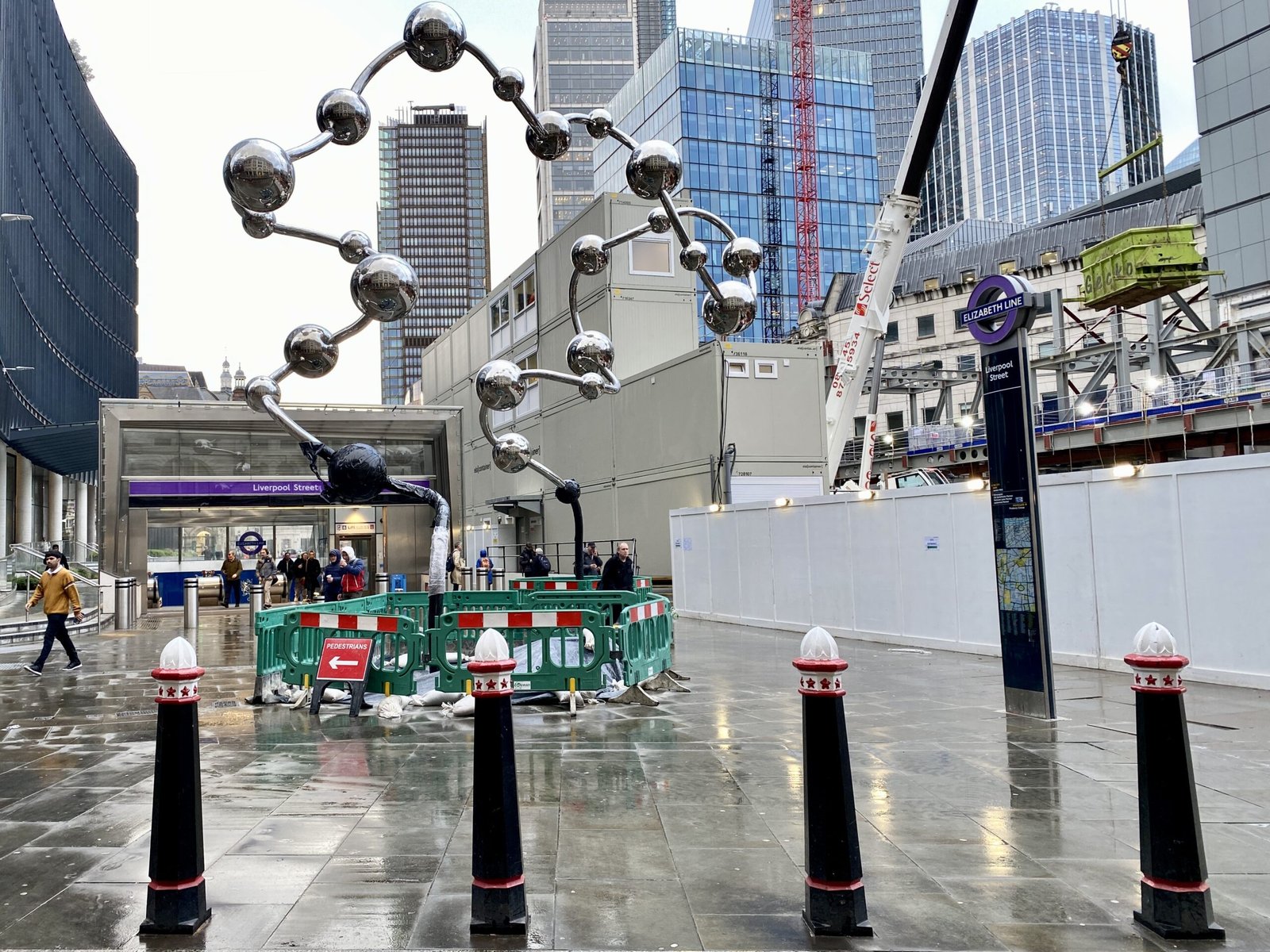 New art installation outside Liverpool Street Station Elizabeth Line ...